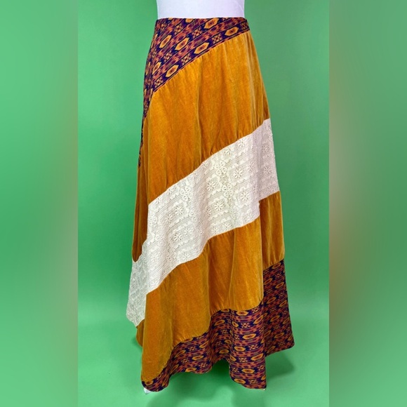 Chessa Davis | Skirts | Vintage 7s Chessa Davis Velvet Lace Patchwork ...